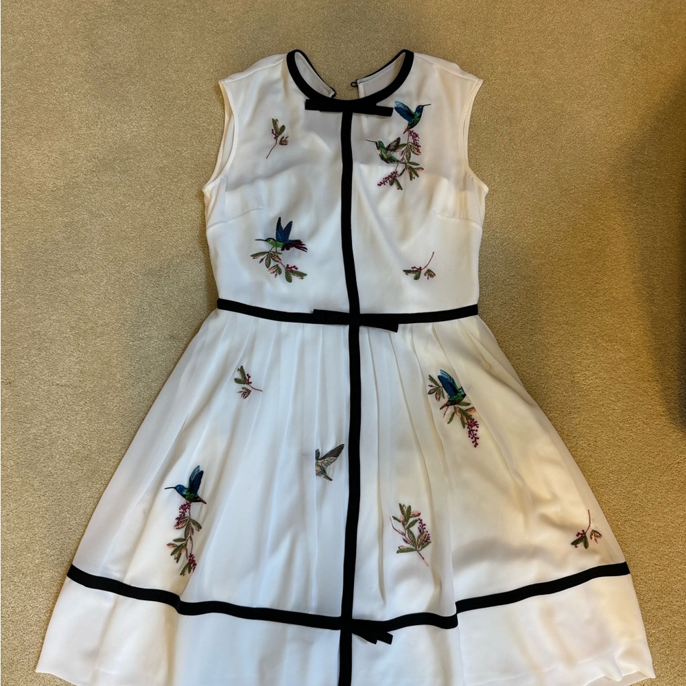 Elegant White Ted Baker Dress With Embroidered Details - Gem